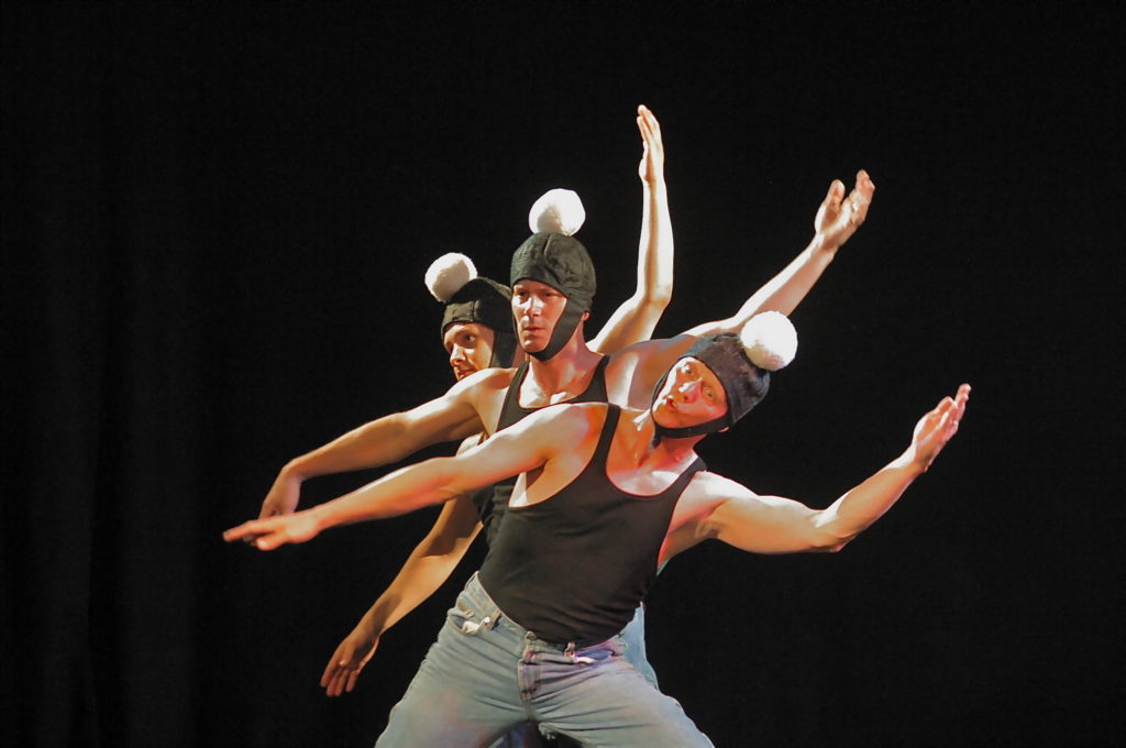 Galumpha & „Second Hand Dance Company“ | Gassensensationen